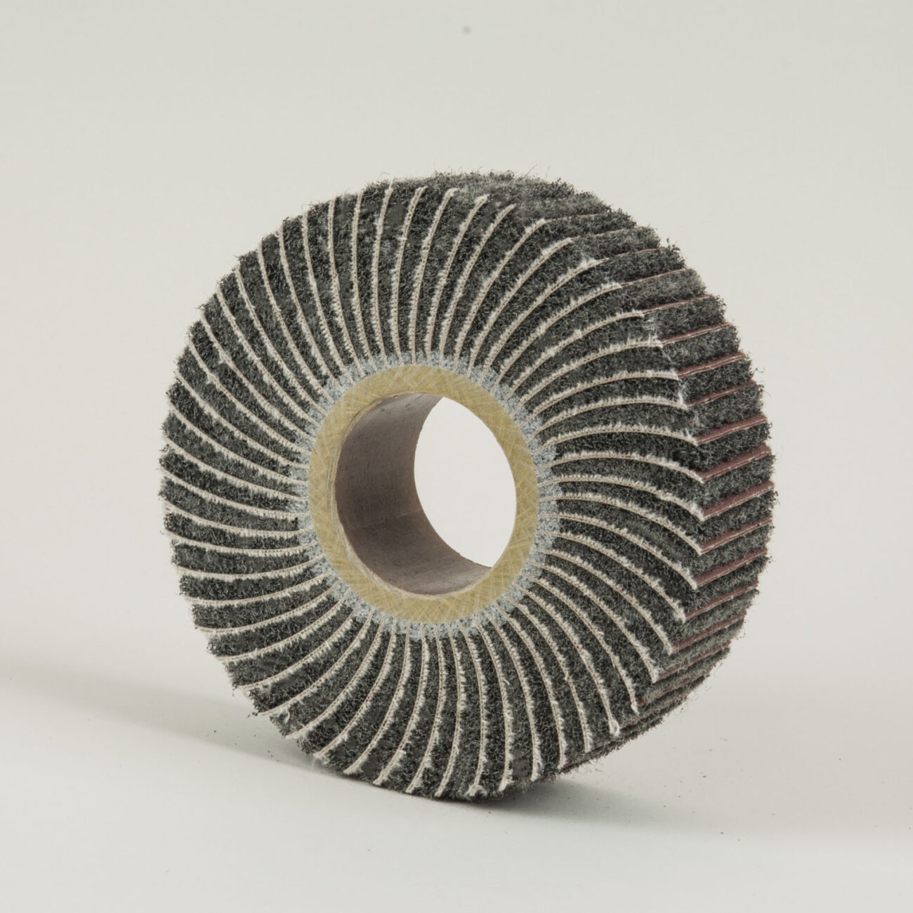 EMERY CLOTH INTERLEAF FLAP WHEELS - Discotelsisal